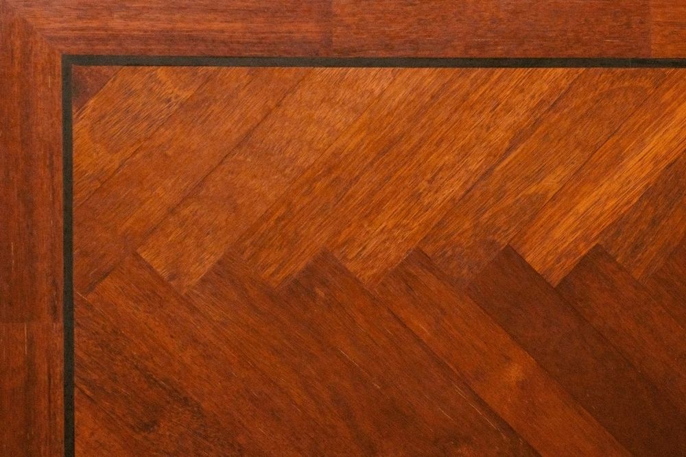 Merbau Visgraat Parket bekijken? - Knulst Houten Vloeren